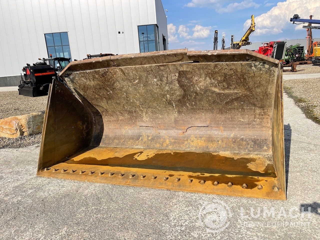 ABL Loading bucket 320cm Volvo L180 connection | Lumach