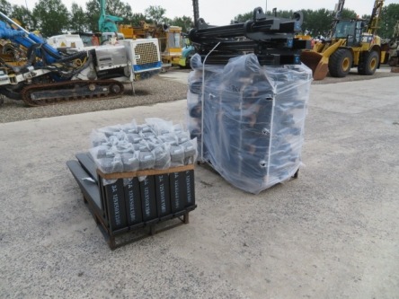Pallet forks 11000kg Volvo L70-L120 Frame 240cm Forks 160/180/200cm ...