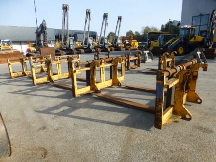 Volvo Pallet forks 220x145cm Volvo L70H | Lumach