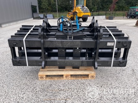 Pallet forks 11000kg Volvo L70-L120 Frame 240cm Forks 160/180/200cm ...